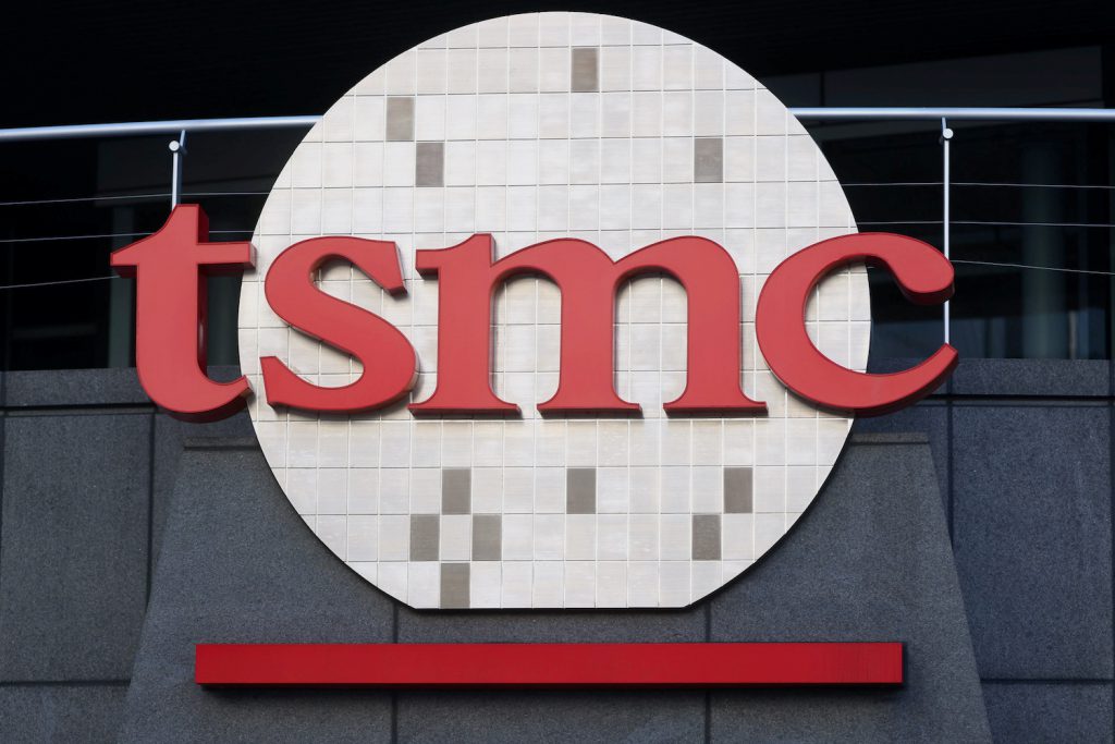 TSMC share price short-circuits over Intel's $20 billion expansion plan